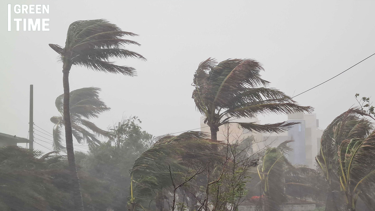Heavy Rainfall Alert: Met Office Issues Warning for Several Divisions ...